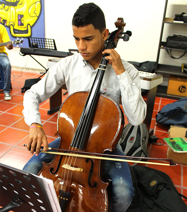 Children International fights poverty with music | Children ...